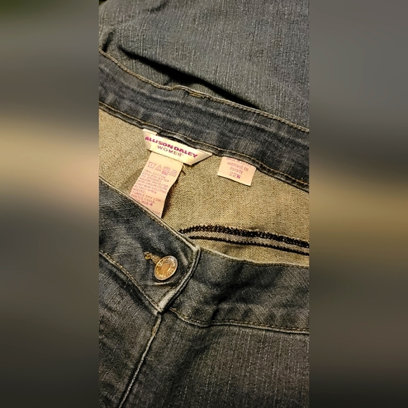 Allison Daley | Jeans | Allison Daley 22w Capris | Poshmark